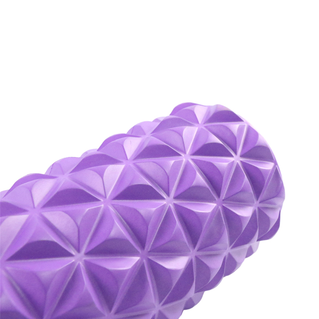 Triangle Pattern Hollow EVA Foam Roller – www.gymgear.cn